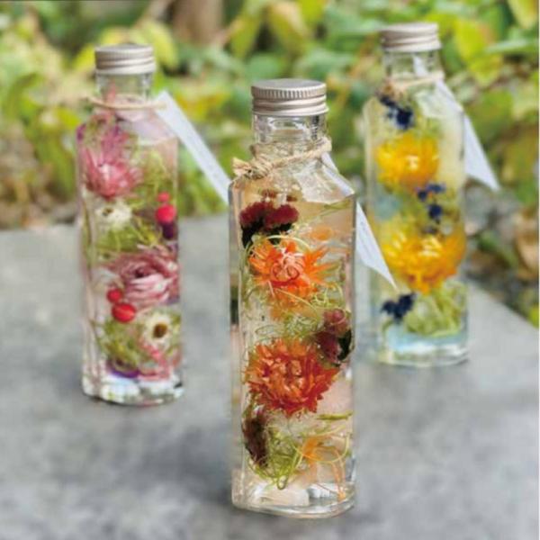 ハーバリウム Herbarium 植物標本（no10-hb27）3色から1色を選択 円柱型（10p） 1個入り 高さ49.3mm 箱入り ブリザアレンジ ギフト インテリアいつまでも美しいハーバリウム、お洒落に素敵にアレンジメント。ギフトに...