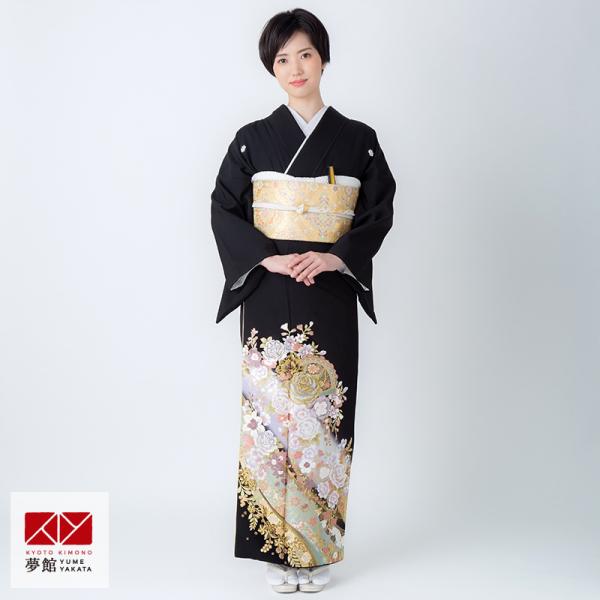 大きな流線文様に薔薇と扇の文様を表現したお着物です。刺繍や金銀色箔で華やかに仕上げた黒留袖です。【 ブランド 】桂由美【 着物寸法 】身丈164cm / 袖丈49.5cm / 裄丈68cm【 対応身長 】155〜164cm【 対応サイズ 】...