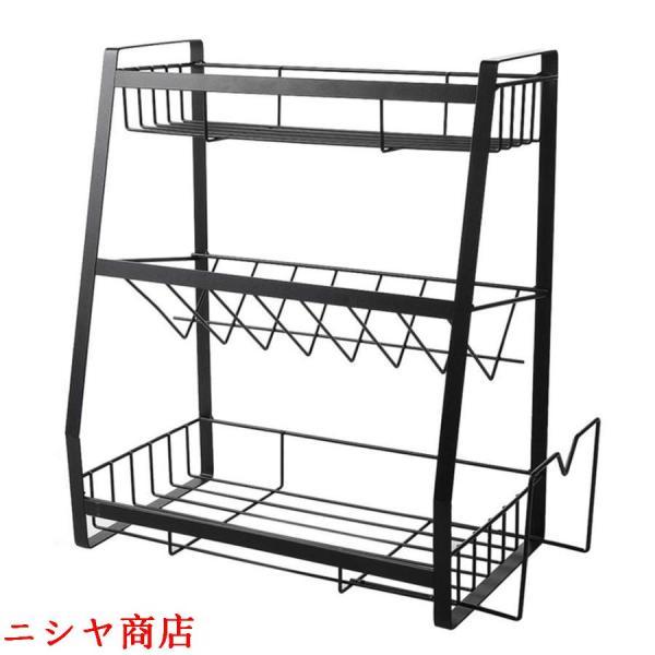 【組立不要＆斜めデザイン】面倒くさい組立不要の完成品。総耐荷重30kgの頑丈設計。斜め深型タイプの調味料スタンドなのでボトルの調味料をキレイに整理することができます。一列に置けるタイプや段差のあるスパイスラックは、容器に何の調味料が入ってい...