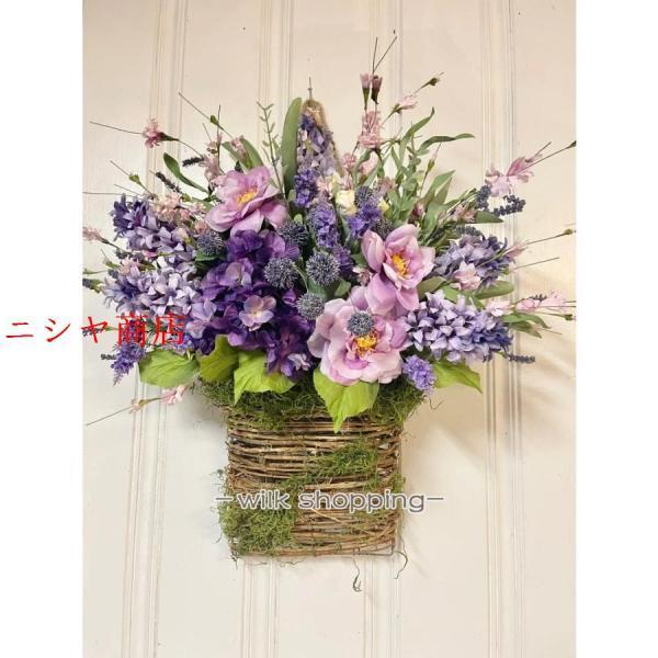 商品詳細カラー:/画像通りサイズ:/フリーサイズ【商品説明】ドライフラワーを使ったリース。かわいい小さなピンク色を集めました。リースは切れ目のないことから「永遠を象徴するもの」いわれ、幸福がいつまでも続くようにという願いを込めて飾られていま...