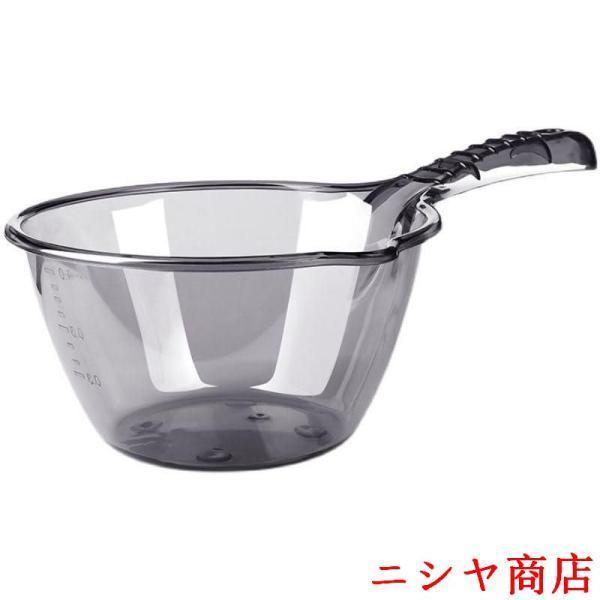 使いやすさにこだわったシンプルデザインの手桶。持ち手部分をくぼませたつかみやすい形でお湯を入れても安定。桶の部分とハンドル部分との間に継ぎ目がない一体型なので汚れがつきにくい。防カビ加工で日々のお手入れが簡単。同シリーズの湯おけに重ねてすっ...