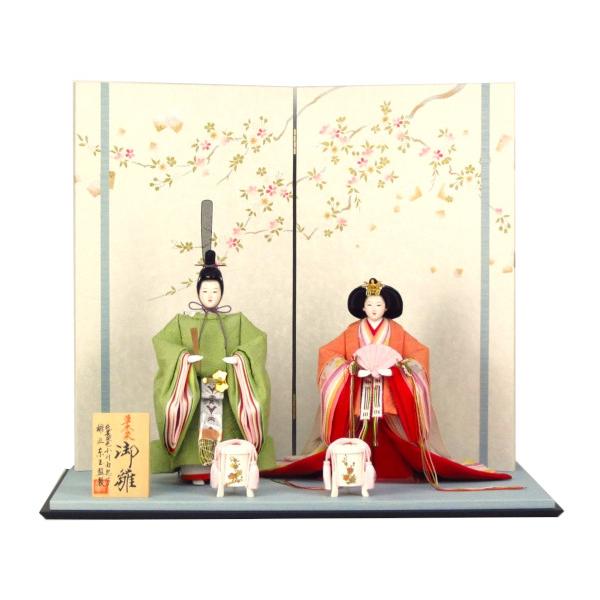 親王平飾りYN1105HT　草木染め商品詳細 とても綺麗な表情をしている親王飾りです。マンション住まいのお方に人気があります。● 商品状態 新品です。サイズ　間口５５ｃｍ　奥行き３５ｃｍ　高さ４７ｃｍ(飾り外寸)【ご購入特典】下敷き毛氈、お...