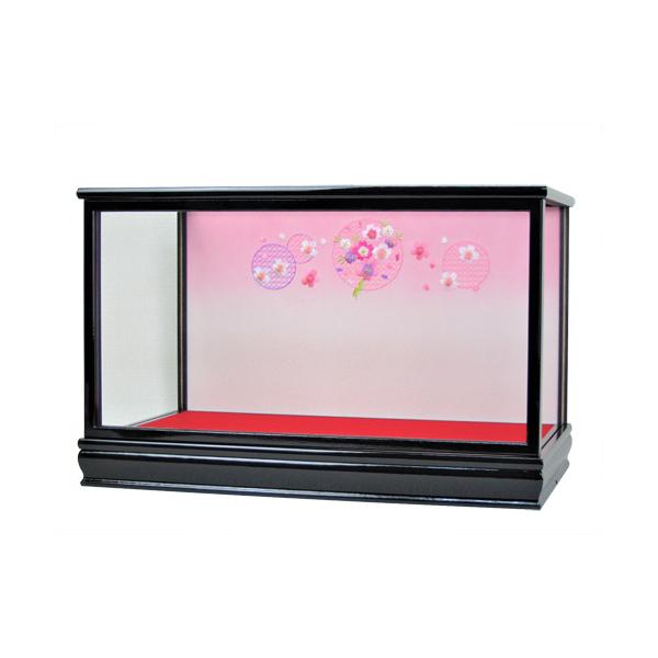 各種人形ケース（ケース内寸表示）黒桑塗り　製造元の商品になります。雛人形、木目込人形、高砂人形が入ります。人形ケースのサイズはケース内寸表示です。 寸　法　 間口51cmcm　奥行き30cm　高さ28cm（ケース外寸）