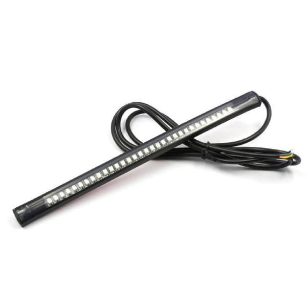 電源：12V　重量：約32ｇLED：32個サイズ：長さ200mm、幅15mm、高さ8mm配線長さ：約550mm　配線5ピン：白テール、赤ブレーキ、黒アース、緑青ウィンカー<br>※配線の色は入荷時期により異なる場合がございます。
