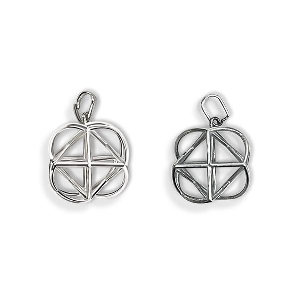 綿ひもプレゼント中！ネックレス、キーホルダー、ストラップなど、さまざまな用途で活用できます。ご自身のアイディアで自由にアレンジして楽しんでください♪「サージカルステンレス（SUS316L）」と「シルバー（Ag925）」の2種類の素材がござい...