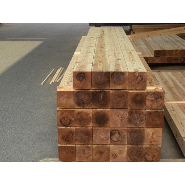 ※スマホで閲覧の際は「商品説明をもっとみる」をタップしていただくと、送料表のリンクと商品の詳細情報が確認できます。商品名　：杉　管柱等級　：一等加工形状・仕上げ　：人工乾燥　4面プレーナーサイズ　：約3000ｍｍ（長）×90ｍｍ（厚み）×9...