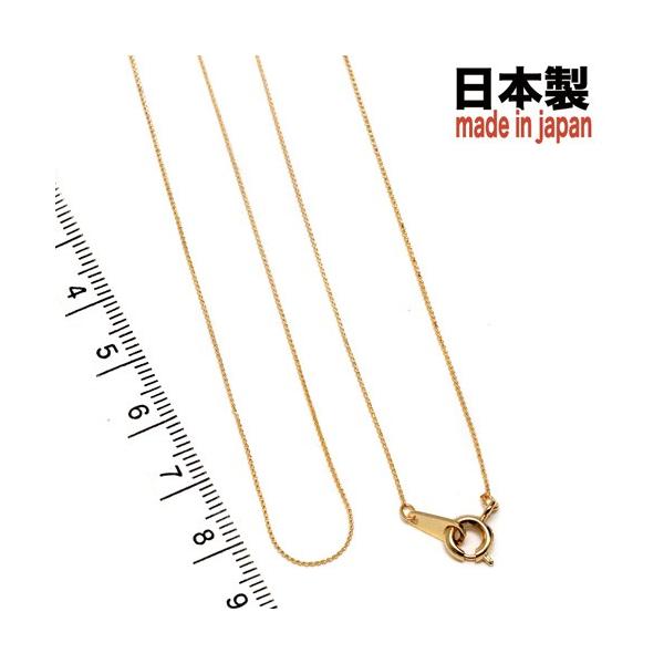 ★極細チェーンネックレス　ツイストのようなチェーンです。★サイズ：45cm　幅:0.6mm★素材：真鍮　国内高品質ゴールドメッキそのまま付けても、手作り作品に加工しても。シンプルで使いやすいネックレスパーツです。 お肌に合わない場合はご使用...