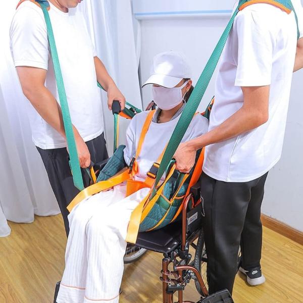 【移乗補助用具】患者を車椅子からベッド、車、または他の椅子に移動させるための簡単で使いやすい移動シート。歩けない老人/障害/と寝たきり介護外出支援には必要。耐荷重：100Kg。【介護者に負担を減る】この簡易担架は、2つのショルダーストラップ...