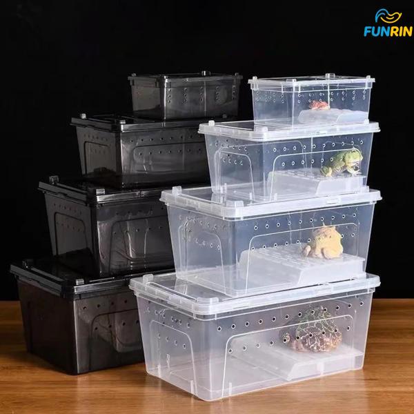 【脱出防止】便利で軽量、ペットの脱出を防止できます。【製品サイズ】S：19x13.5x7.5cm、M：26x18x12.5cm、L：32x22x15cm、XL：37x24x16cm。【多目的】クモ、サソリ、カマキリ、ヘビ、その他の爬虫類の昆...