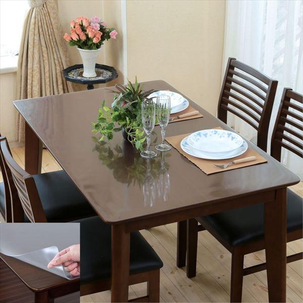 従来の両面コートを改良し、片面僅かな凹凸を作る「スリップコート」を採用。ベタつきがなくさらっとした手触りを再現！テーブルを傷や汚れから守り、テーブルへ食器等を置いた時の音を和らげます。程よい硬さのため、テーブルを保護するクッションになり、食...