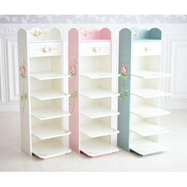 一つ一つ丁寧に描かれた薔薇が上品な、フレンチスタイルのハンドペイント家具シリーズです。雑貨感覚で取り入れやすく、自分らしい心地良い空間づくりをお楽しみ下さい。商品名：ハンドペイント 薔薇のスリッパスタンドカラー：ホワイト/ブルー/ピンクサイ...