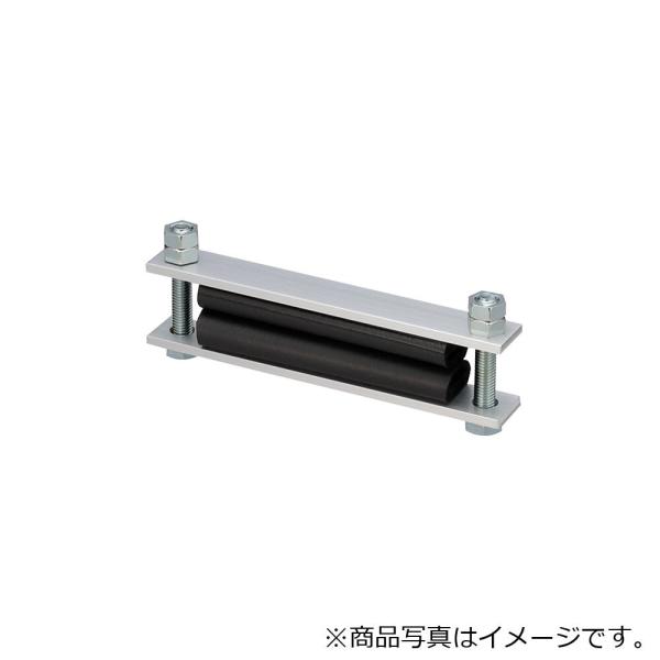 ●スポンジによりエアチューブを潰さず固定できます。●スポンジが上下についているため挟んだものを傷付けません。●締付ボルトを利用して固定ができます。●B： 325mm●H： 80mm●L： 300mm●W： 345mm●質量（g）： 259【...