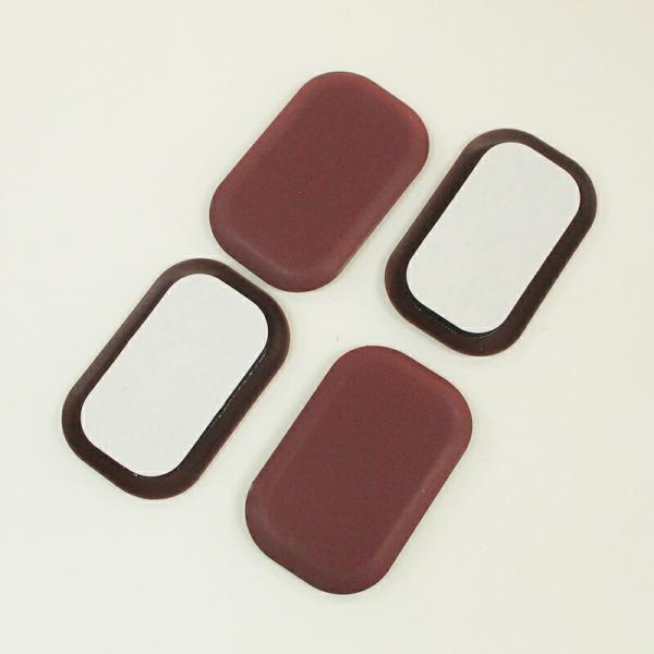 ●家具をらくらく移動●スベリやすいフッ素樹脂製でフローリング床でのご使用に最適です！！●床暖OK！●長方型（粘着付）●サイズ： フッ素樹脂部:約55×35mm角、粘着部:約45×25mm角●材質： フッ素樹脂、発泡ゴム（NBR）※商品の品質...