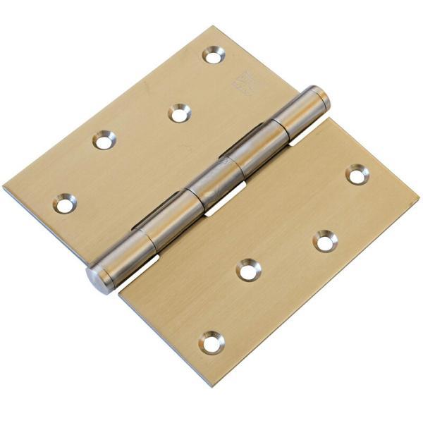 ●サイズ： 101.6×102mm●材質： ステンレス ※商品の品質向上の為、予告なく商品の改善を行う場合がございます※最終製品の機能・性能・安全を保障するものではありません※キリなどで下穴をあけてから、ネジのきく所にしっかり取り付けて下さ...