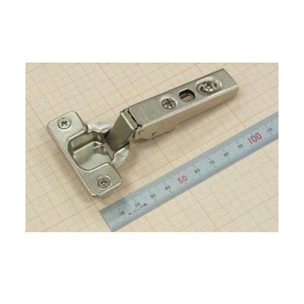 ●扉側ヒンジ（座）とキャビネット側ヒンジ（カップ）がセットになったヒンジです。●扉側とキャビネット側をワンタッチでパチンとはめ込んで接合するタイプのヒンジです。※本部品は交換専用部品です。※取付方法による事故・不具合につきましては責任を負い...