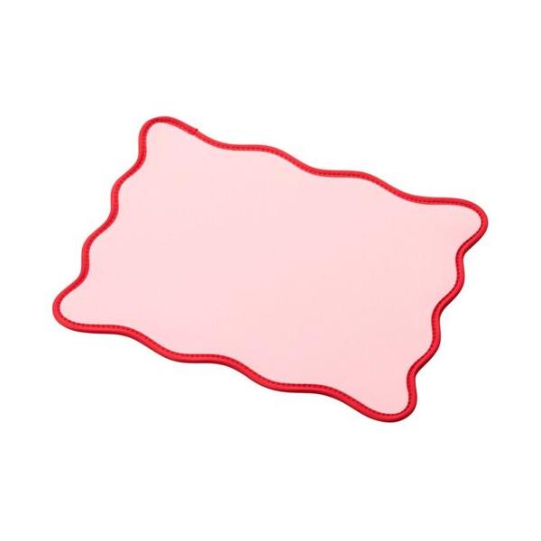 特長●波のようなウェーブラインが個性的なマウスパッドです。●デスクに彩りと快適さをプラス。●2色のコントラストが美しいバイカラーデザインで、デスクを華やかに彩ります。●快適でスムーズなマウス操作が可能で、デスクを傷から守りつつ、きれいに保て...