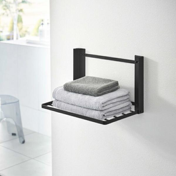 ●石こうボードピンで壁面に取り付け！●入浴後の着替えやバスタオルなどを一時置きできる便利な折り畳みラック！●使いたいときにサッと使える折り畳み式の棚。●使わないときは折り畳んで奥行き約4cmになるスリム設計です。●穴が目立たない石こうボード...