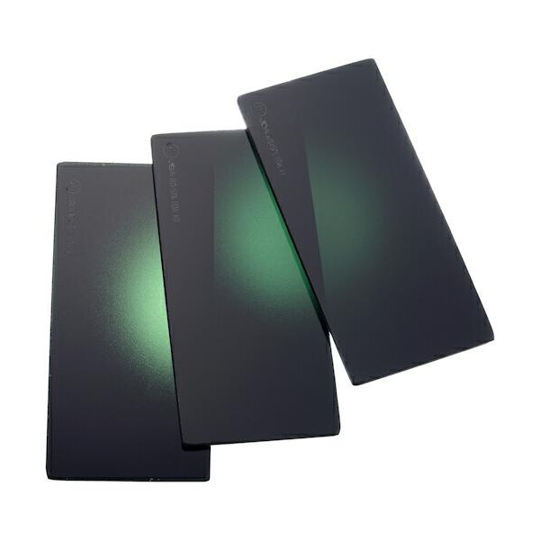 特長●目に有害な紫外線・可視光線・赤外線を遮光するための吸収剤を含有させているため、緑系の色になっています。仕様●遮光度：11●遮光度：#11●材質：ガラス●サイズ：50×105mm●JIS T8141規格品質量・質量単位●35.0g【メー...