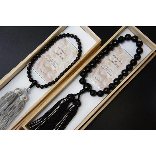 【日本製】京念珠正規品タグ付き【仕　立】高級結び入り仕立て【材　質】親　玉：黒オニキス　　　　　二天玉：黒オニキス　　　　　主　玉：黒オニキス【寸　法】親　玉：男性　約16ミリ　　　　　　　　　女性　約10ミリ　　　　　二天玉：男性　約10...