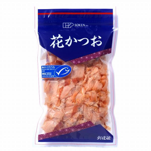 宗田鰹などを使用せず、吟味した本鰹の削り節です。薄く大きめに削っておりますので、そのまま召し上がっていただくと口当たりよく柔らかな味わいです。おひたしや冷奴など様々なお料理にお使いいただけます。ＭＳＣ認証。○宗田鰹などを使用せず、吟味した本...