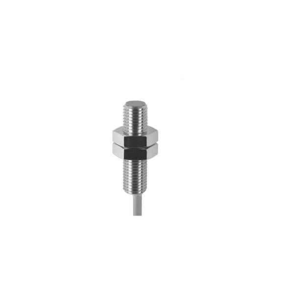 Inductive distance measurement sensor - Baumer (Distance sensors (inductive measuring) IR08 series) - order code IR08.D0...