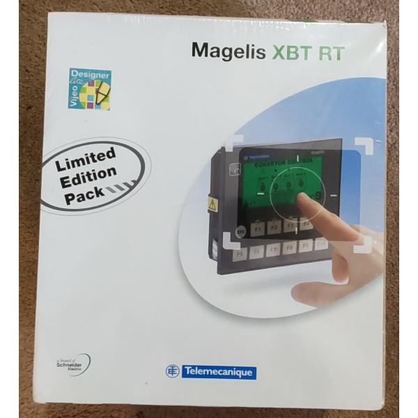 Schneider Electric Magelis XBT-RT500 kit, New in Sealed PackageSchneider Electric Magelis XBT-RT500キット、密封されたパッケージで新しく