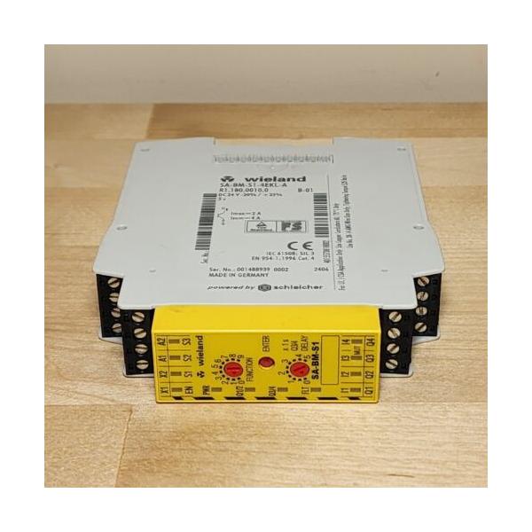 Wieland R1.180.0010.0 Configurable Control Module SA-BM-S1-4EKL-AWieland R1.180.0010.0構成可能な制御モジュールSA-BM-S1-4EKL-A