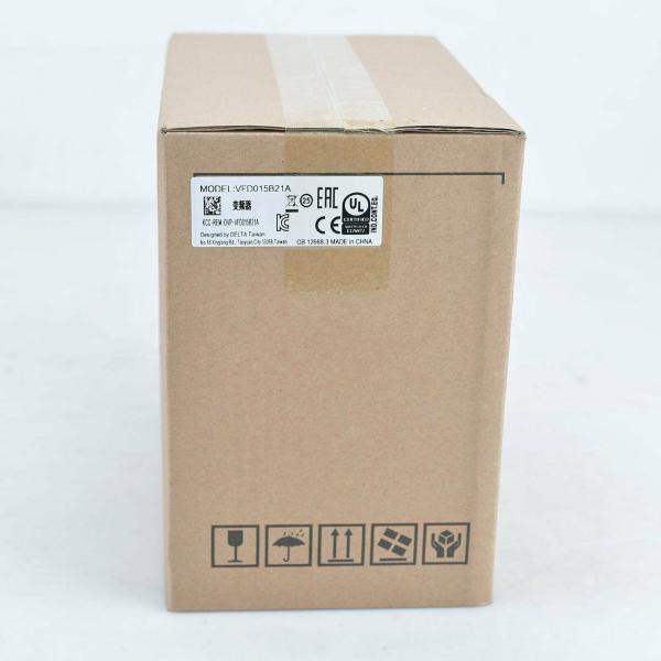 1PC New Delta VFD015B21A VFD 015B21A Inverter 1.5KW In Box1PCニューデルタVFD015B21A VFD 015B21Aインバーター1.5kWボックス