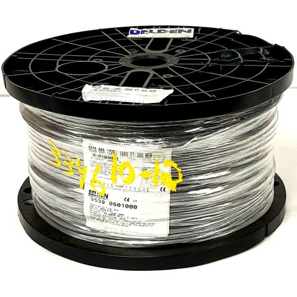 BELDEN 9539-060 1000' 305 MTR TRANSMISSION CONNECTIVITY ELECTRICITY WIRE CABLEBelden 9539-060 1000 '305 MTRトランスミッション接続電気...