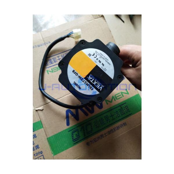 1PCS New Vexta FBLM575W-GFB PLC Brushless DC Speed Control Motor System1PCS NEW VEXTA FBLM575W-GFB PLCブラシレスDC速度制御モーターシステム