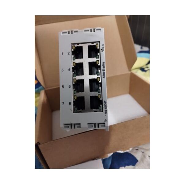 Allen Bradley 1783-US8T Series B Stratix 2000 Unmanaged EtherNet SwitchAllen Bradley 1783-US8TシリーズB Stratix 2000管理されていない...