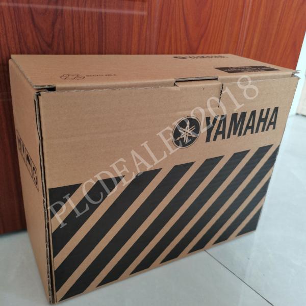 1 PC Yamaha RCX222 Multi-axis Controller by1 PC Yamaha RCX222 Multi-Axis Controllerによる