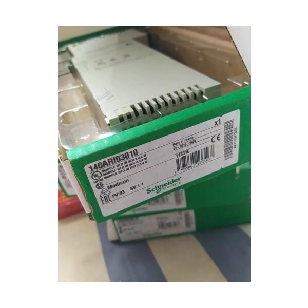 New 140ARI03010 Modicon Quantum Analog Input Module In Box  1PCS新しい140ari03010 Modicon量子アナログ入力モジュールボックス1PCS