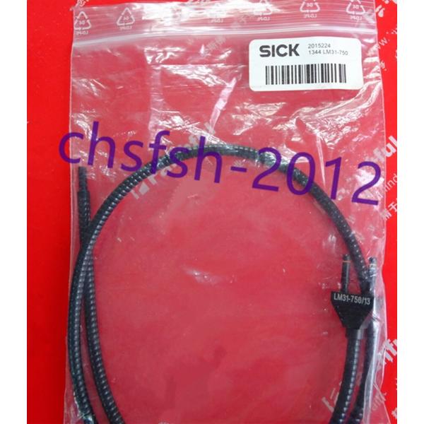 1 PCS  SICK Optical Fiber Sensor  LM31-750 20152241 PCS SICK光ファイバーセンサーLM31-750 2015224