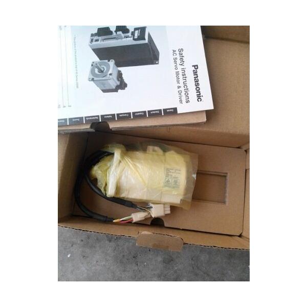 PANASONIC AC SERVO MOTOR MSMA022A1E NEW ORIGINAL  clパナソニックACサーボモーターMSMA022A1E新しいオリジナルCl