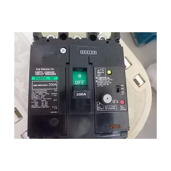 1PCS NEW Fuji EG203C 3P 200A Circuit Breaker cl1PCS New Fuji EG203C 3P 200A回路ブレーカーCl