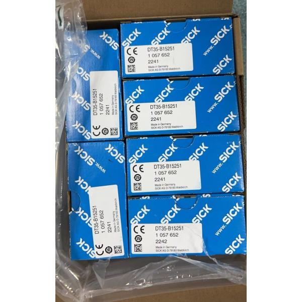 1PCS SICK DT35-B15251 1057652 DC12-30V IO-LINK MOD SHIP /FED1PCS SICK DT35-B15251 1057652 DC12-30V IO-LINK MOD SHIP /FED