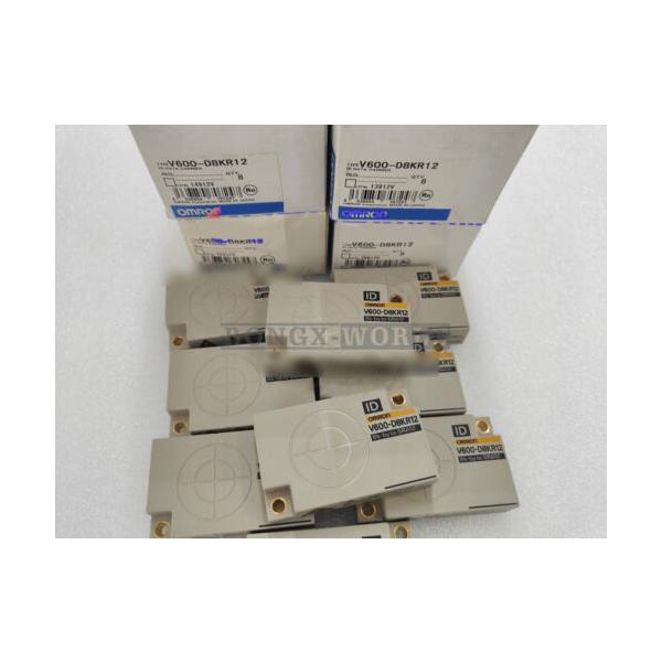 NEW 1PCS OMRON V600-D8KR12 V600D8KR12新しい1PCS OMRON V600-D8KR12 V600D8KR12