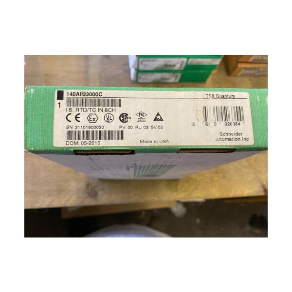 Schneider Electric 140AII33000C TSX Quantum 140 AII 330 00 C NEU OVP versiegeltSchneider Electric 140Aii33000C TSX Quant...