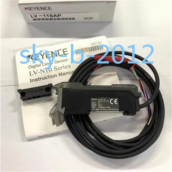 1 pcs  KEYENCE  Laser Sensor  LV-11SAP1 PCS Keyence LaserセンサーLV-11SAP