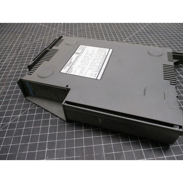 GIDDINGS &amp; LEWIS PIC900 PROGRAMMABLE INDUSTRIAL COMPUTER 502-03840-00 OUTPUTGiddings＆Lewis PIC900プログラム可能な産業コンピューター50...