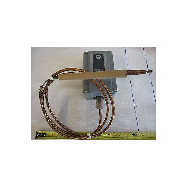 ALLEN-BRADLEY 837-A3X706 TEMP.CONTROLLER W/ CONTROL BULB &amp; CAPILLARYAllen-Bradley 837-A3X706 Temp.Controller w/ Cont...