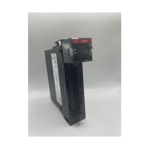 New Allen Bradley ControlLogix 1756-IA16 /A 120V AC Input Module新しいAllen Bradley Controllogix 1756-IA16 /A 120V AC入力モジュール