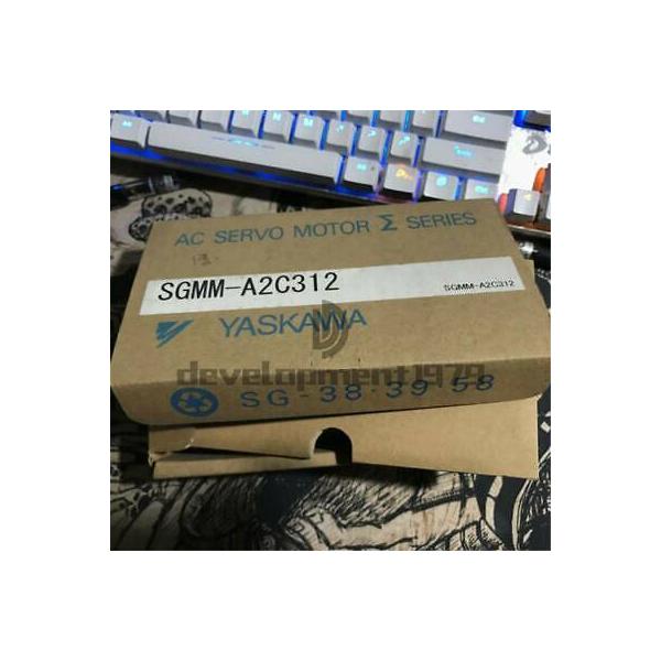 1PC Yaskawa SGMMA2C312 Servo Motor SGMM-A2C312 Neu IN Karton1PC Yaskawa SGMMA2C312サーボモーターSGMM-A2C312 Neu in Karton