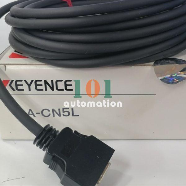 1PCS NEW FOR KEYENCE Connector camera cable CA-CN5LKeyence Connector Camera Cable Ca-Cn5lの1PCS新規
