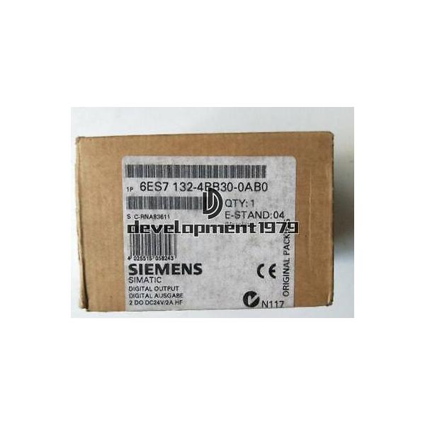 1PCS Neu Siemens 6ES7 132-4BB30-0AB0 Plc Modul1PCS Neu Siemens 6ES7 132-4BB30-0AB0 PLCモジュール