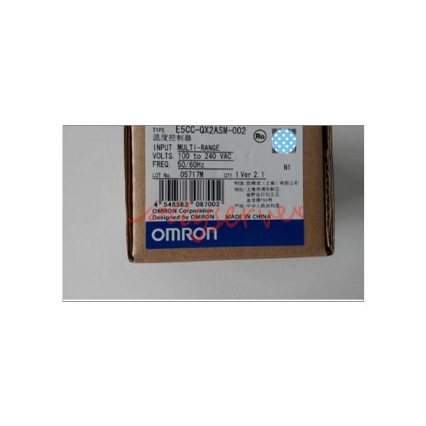 1pcs Neu Omron Thermostat E5CC-QX2ASM-0031PCS Neu OmronサーモスタットE5CC-QX2ASM-003