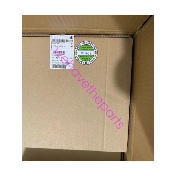 1PC NEW Phoenix 2866352 High power storage device QUINT-BAT/24DC/7.2AH 28663521PC New Phoenix 2866352高出力貯蔵装置Quint-Bat/24...