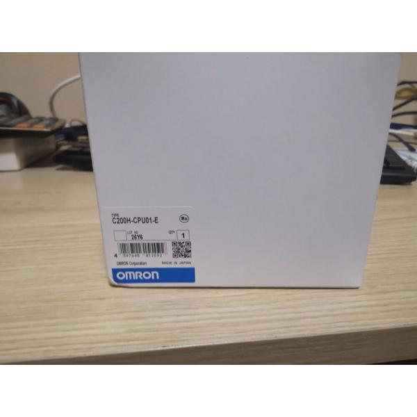 1PC NEW OMRON PLC C200H-CPU01-E C200HCPU01E IN BOX1PC New Omron PLC C200H-CPU01-E C200HCPU01Eボックス
