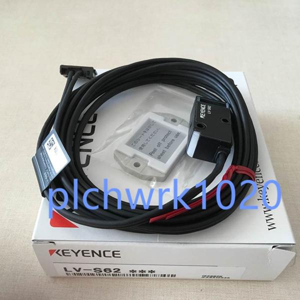 1 PCS  KEYENCE laser sensor LV-S621 PCS Keyence LaserセンサーLV-S62